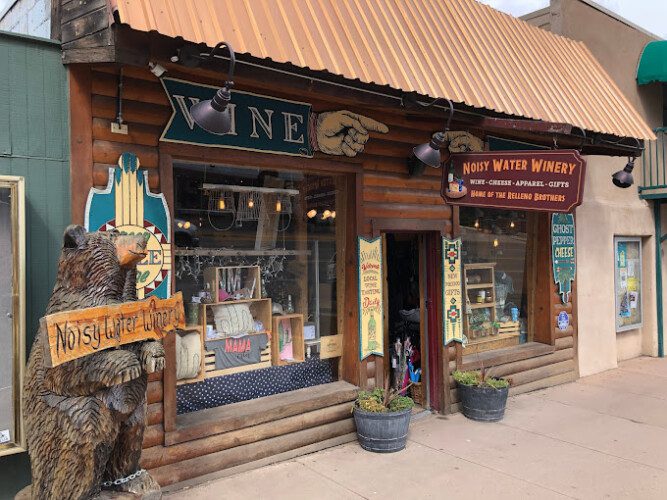 Noisy Water Winery - Curated Comforts, LLC